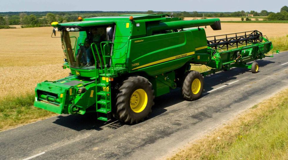 Moissonneuse sur la route : deux régimes de circulation - Entraid