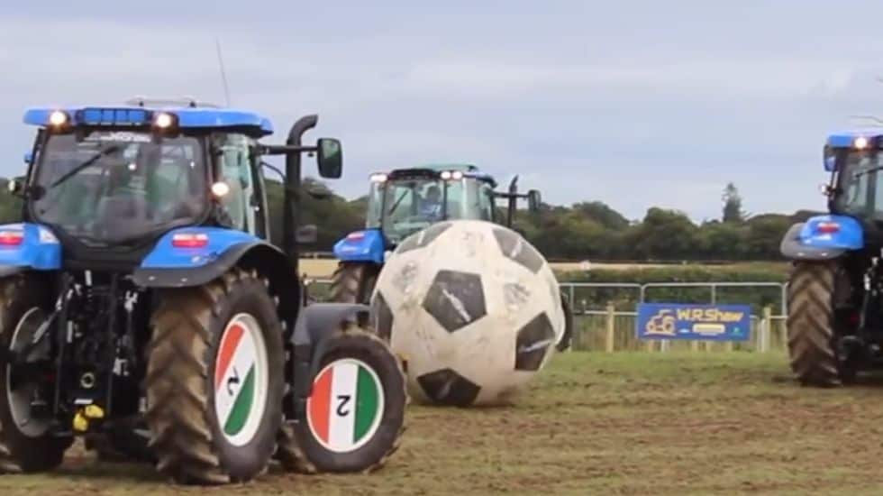 Connaissez-vous le "Tractor Football", made in Irlande ? - Entraid