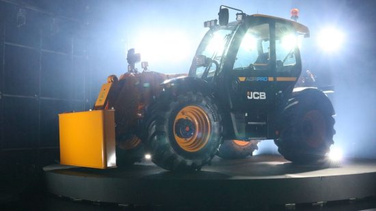 cabine JCB Command Plus : un pare-brise panoramique sur les Telescopic