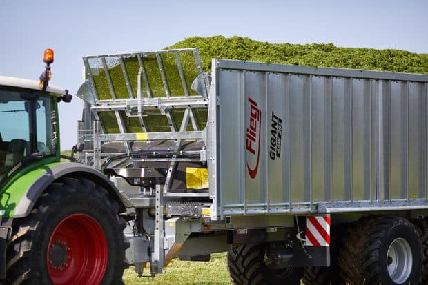 remorque à fond poussant Fliegl, plus de confort et de sécurité - Entraid