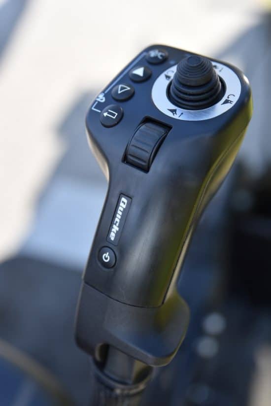 Quicke renouvelle son système de pilotage de chargeurs frontaux - Entraid