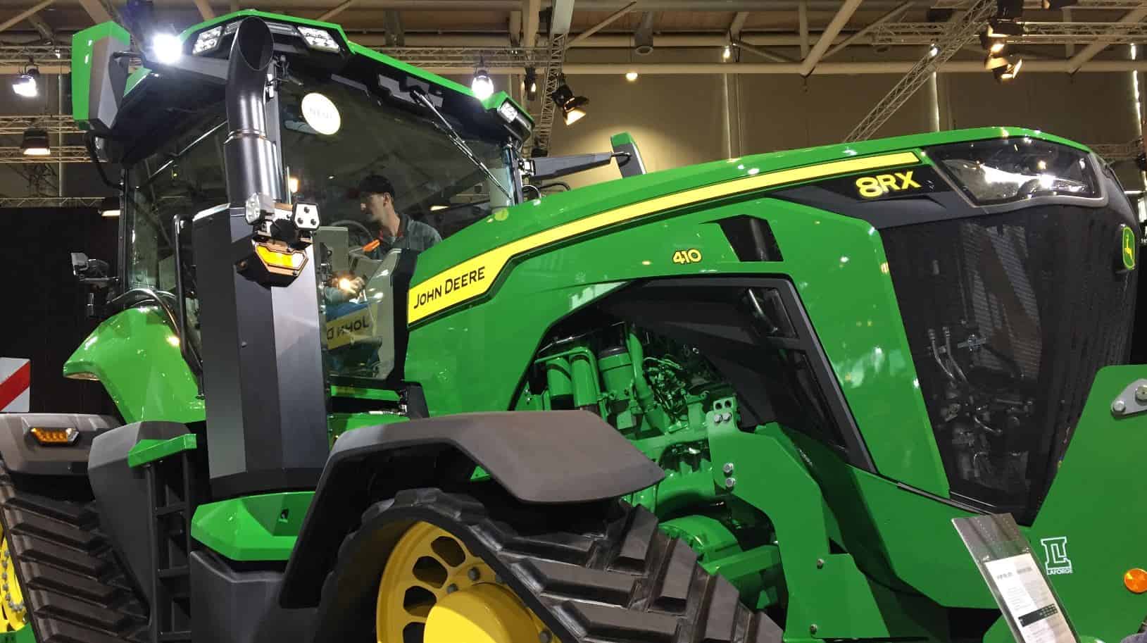 Tracteurs John Deere 7R et 8R à l'Agritechnica : c'est officiel - Entraid
