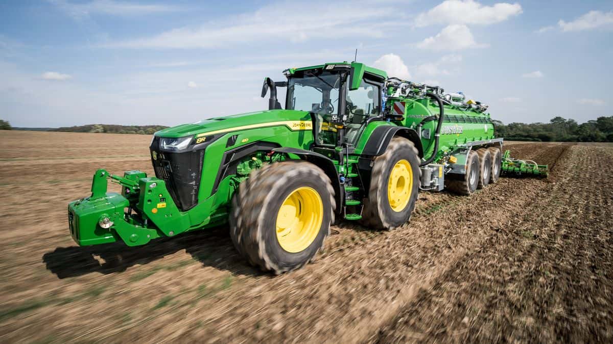 John Deere Joker : un robot électrique et autonome de 680 ch