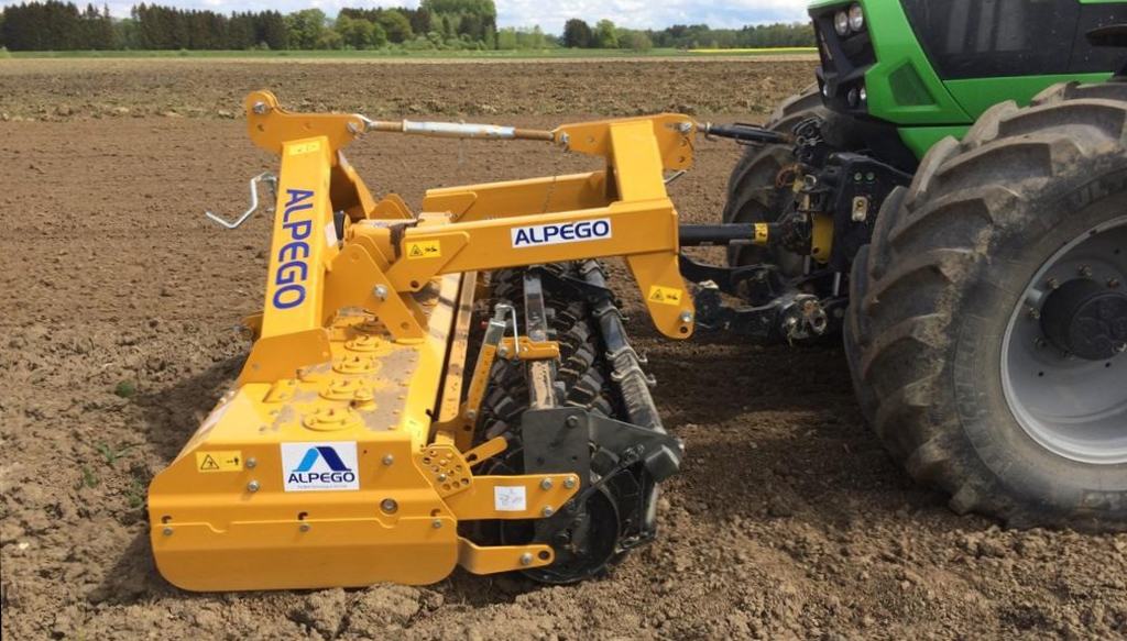 outils animés à l’avant du tracteur, kit Alpego - Entraid