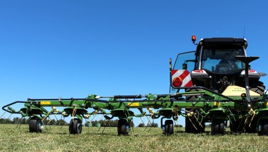 Avec les Vendro, les faneuses Krone montent en gamme - Entraid