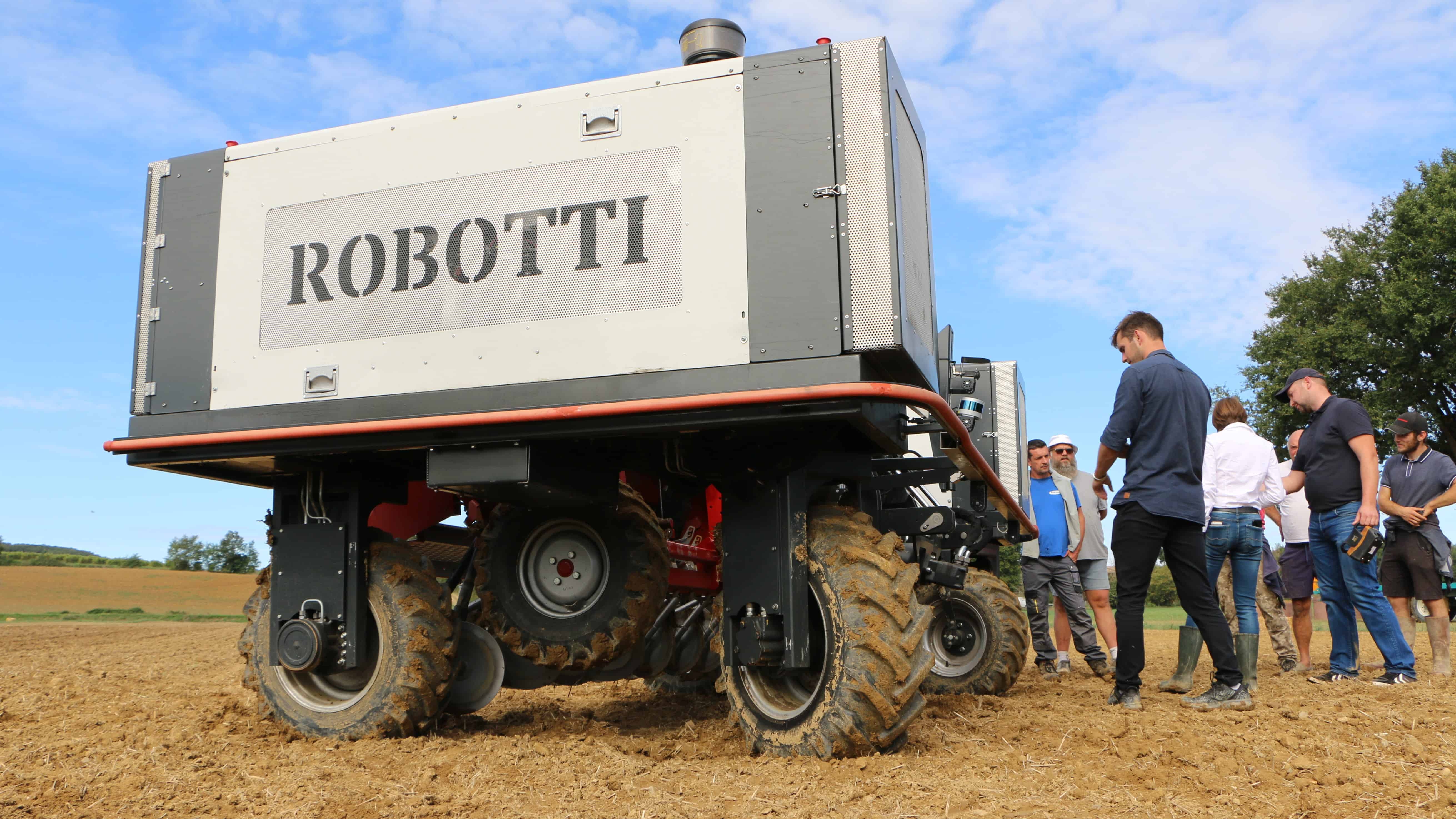 Essais semis de blé Agrointelli robot agricole Robotti