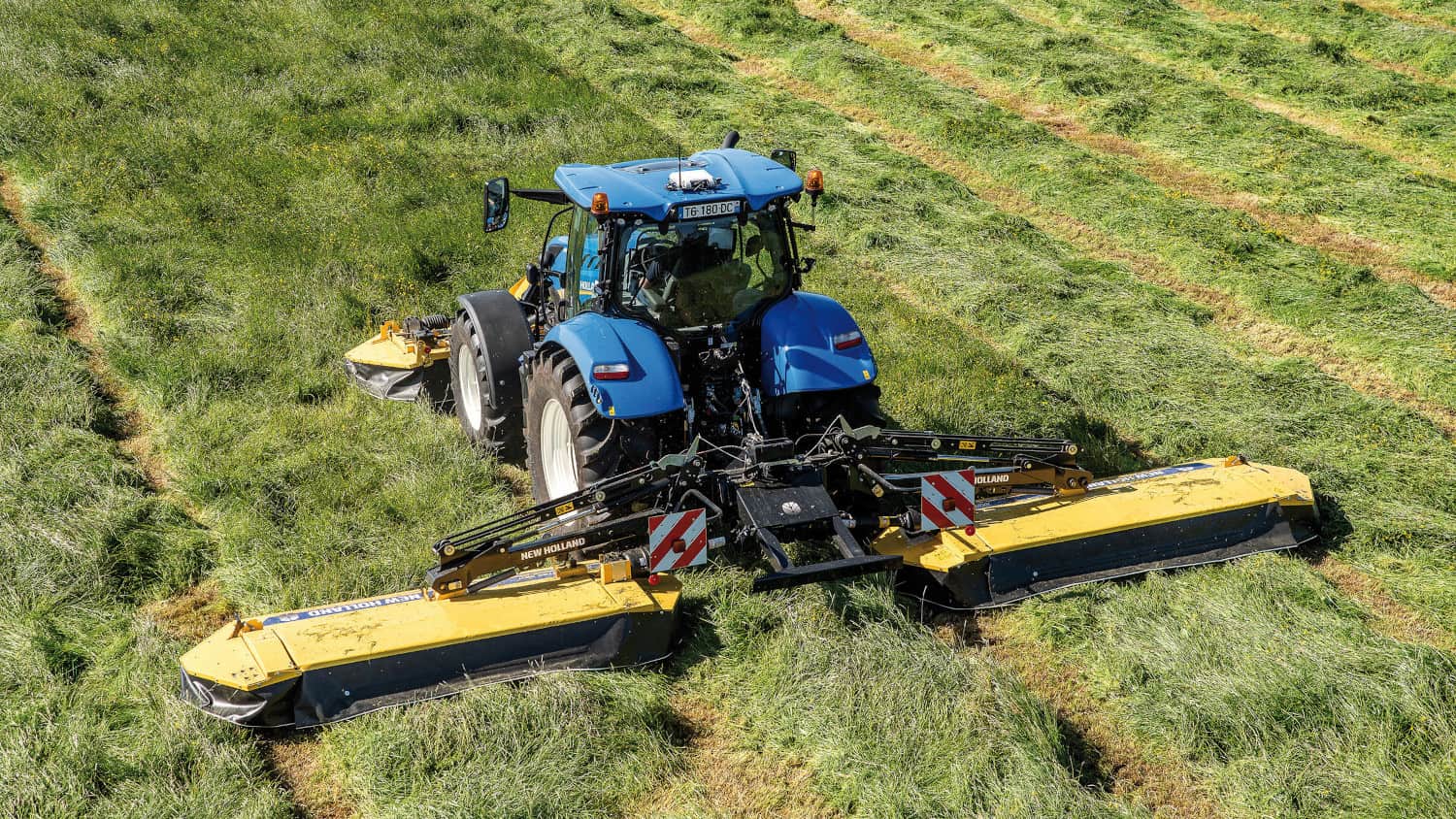 Investir dans un combiné de fauche: prix, débit de chantier, coût adhérent