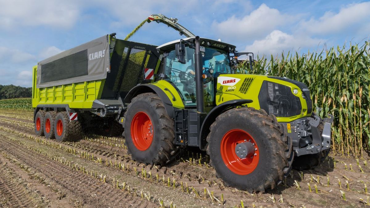 Claas Axion 800 Cmatic : photos et fiche technique du tracteur