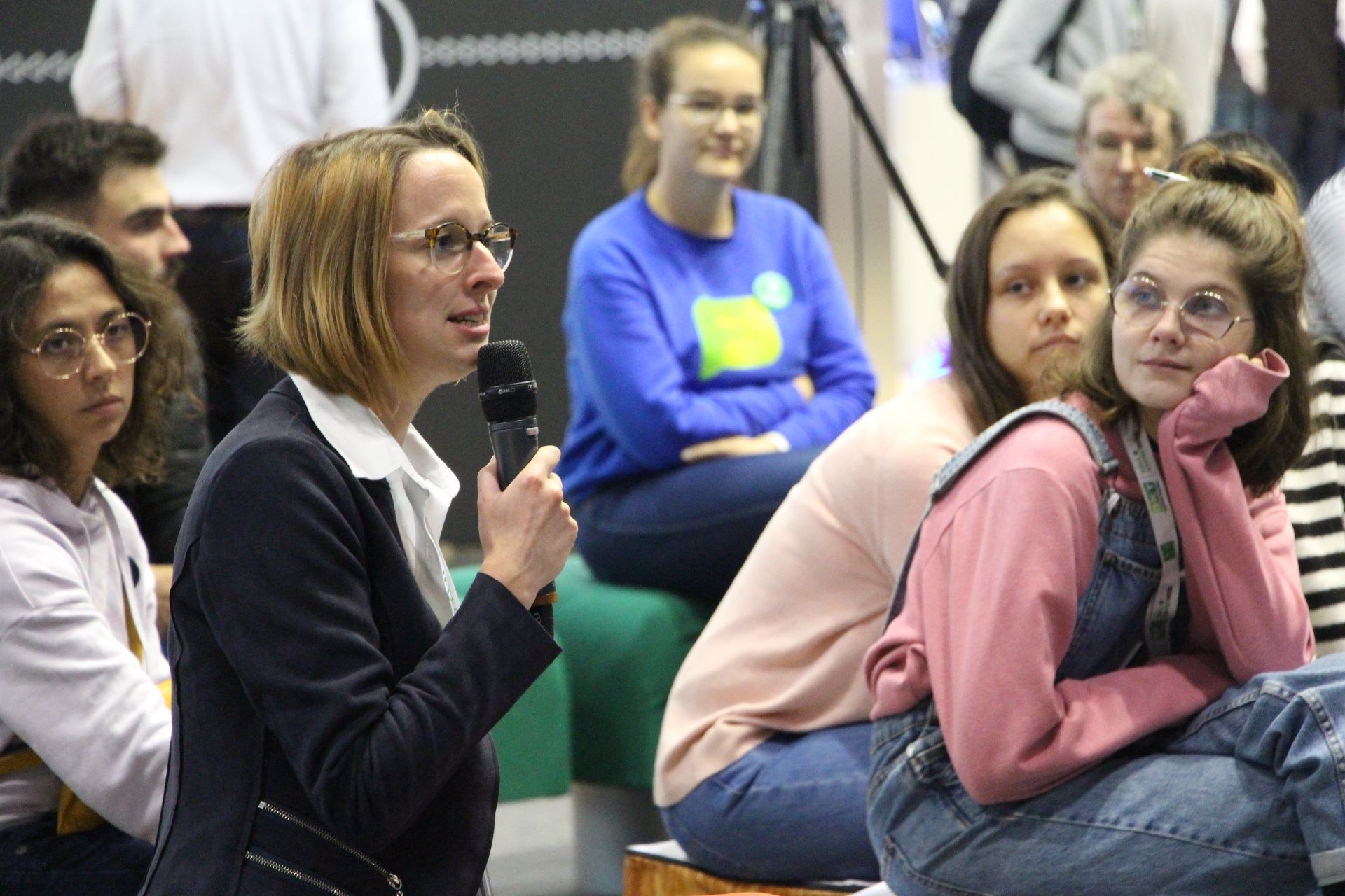 Femme en cuma : portrait de Maryse Loups, secrétaire comptable