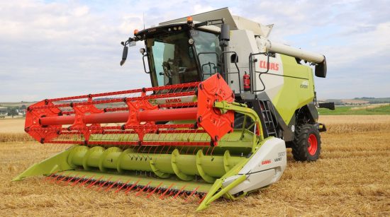 Claas Evion : 3 moissonneuses-batteuses à 5 secoueurs