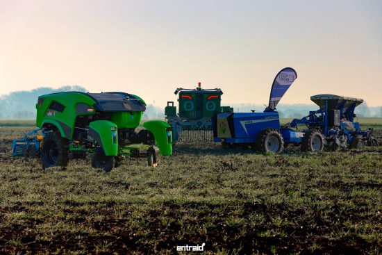 Claas Axos 200 : 2 nouveaux tracteurs compacts de 92 et 103 ch