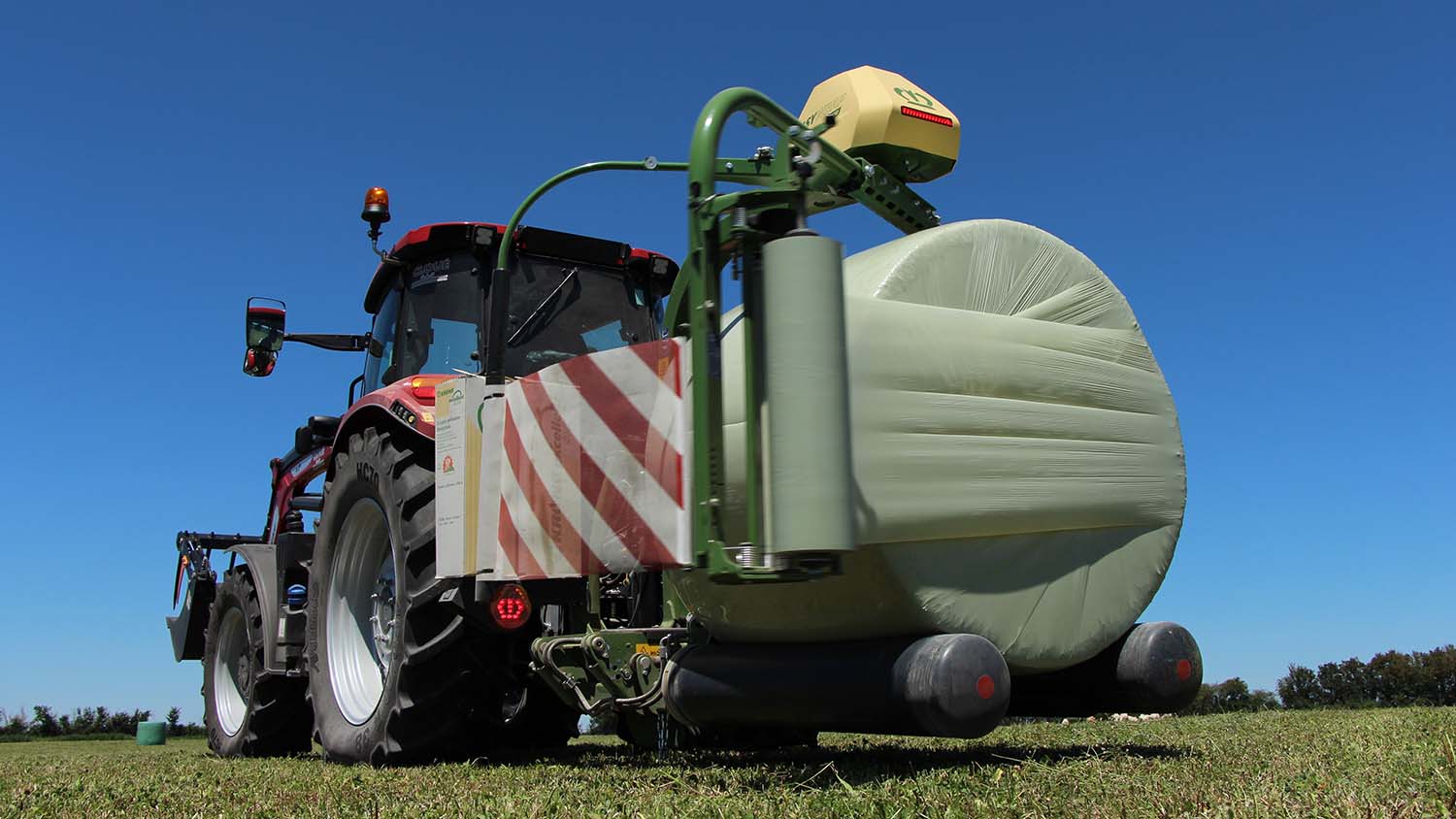 Ensilage, enrubannage, affouragement : que choisir?