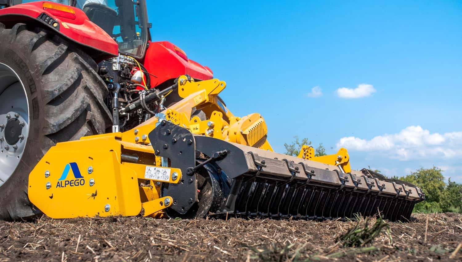 Herses rotatives Alpego RMT et RTEK de 3 et 4 m de large