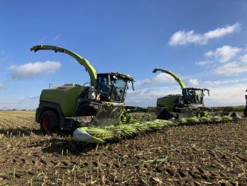 Claas Jaguar série 1000 : 4 ensileuses de 850 à 1100 ch